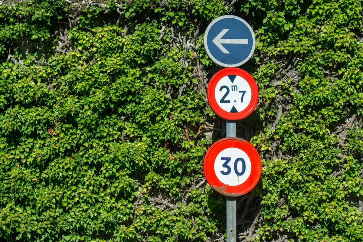 45 de chestionare auto categoria B - Teste DRPCIV 2026 | Sofer24